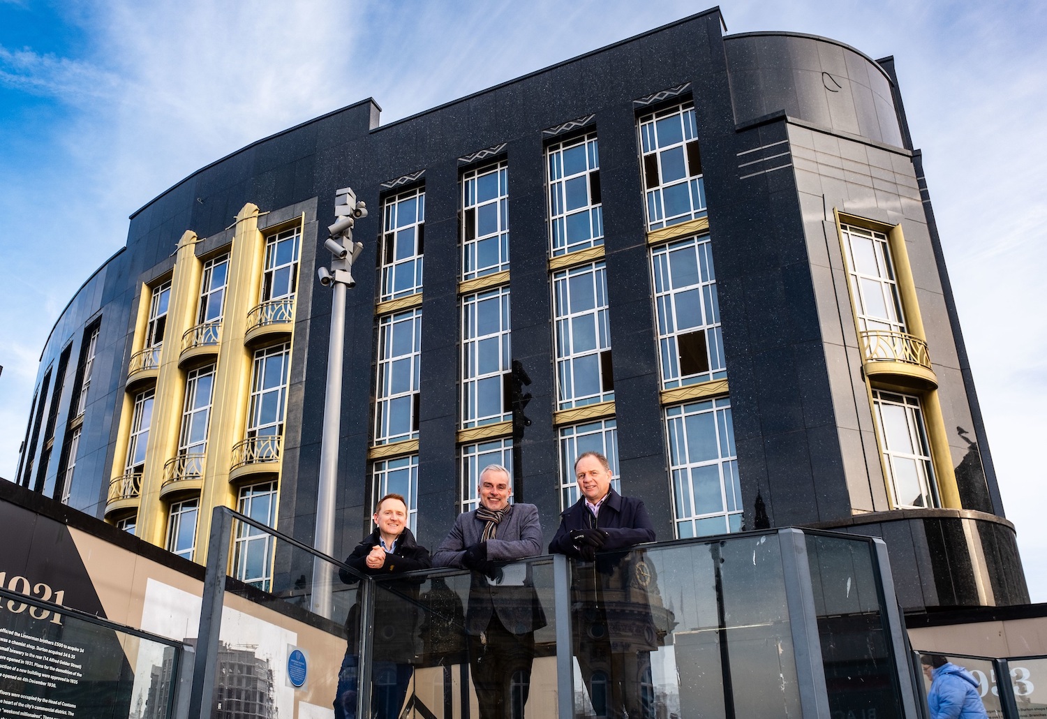 Restoration of landmark Hull building unveiled as scaffolding comes ...