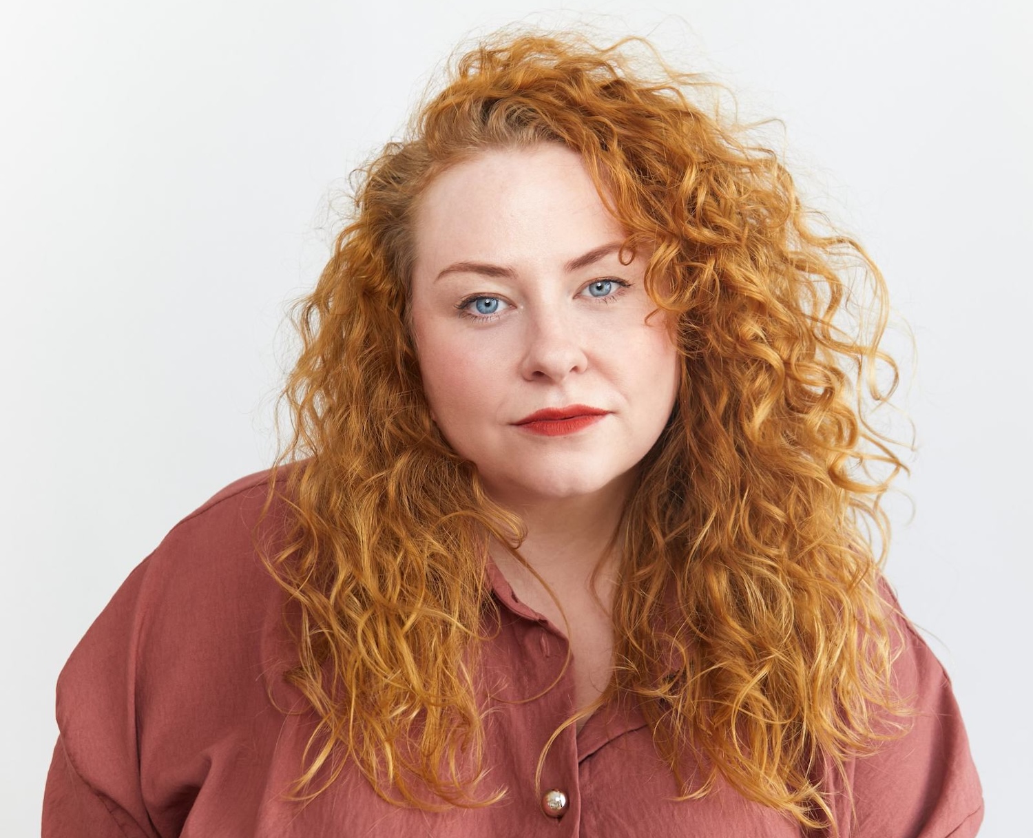 Hull & East Yorkshire Mind welcomes award-winning comedian Amy Gledhill ...